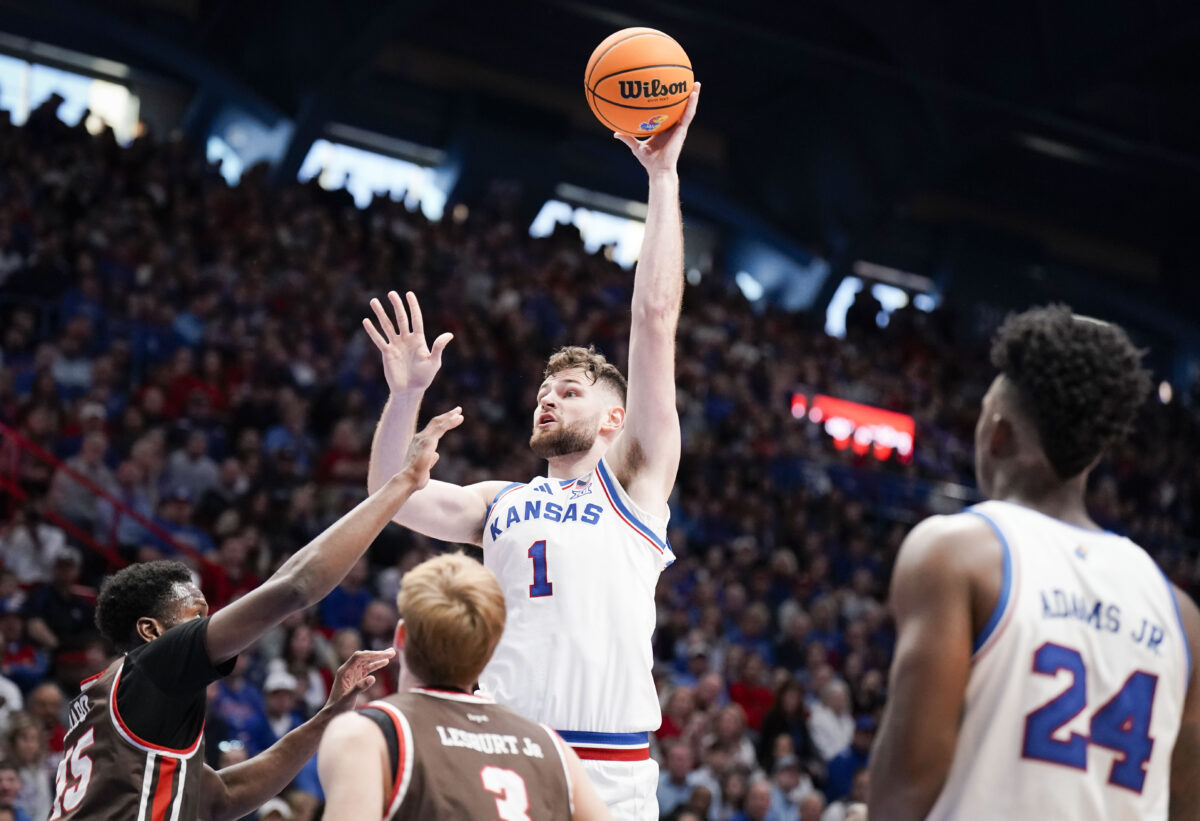 KU handles Brown in nonconference finale, 87-53 - KU Sports